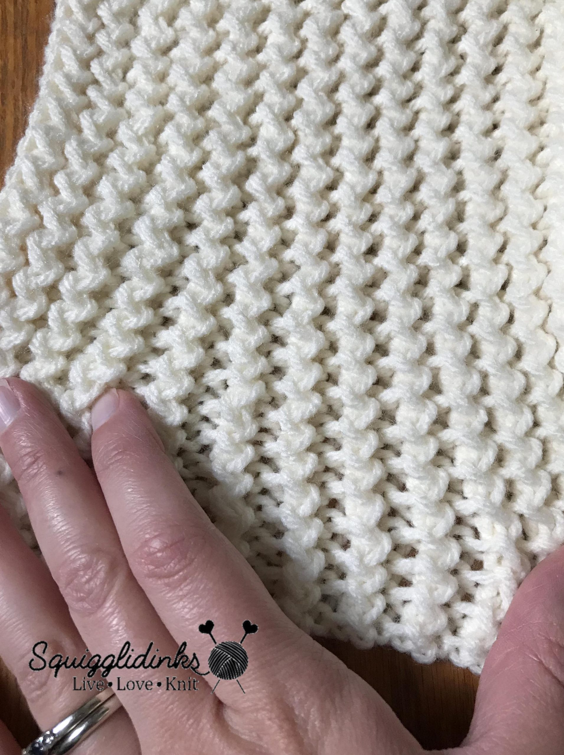 zig-zag-3-watermark – Squigglidinks